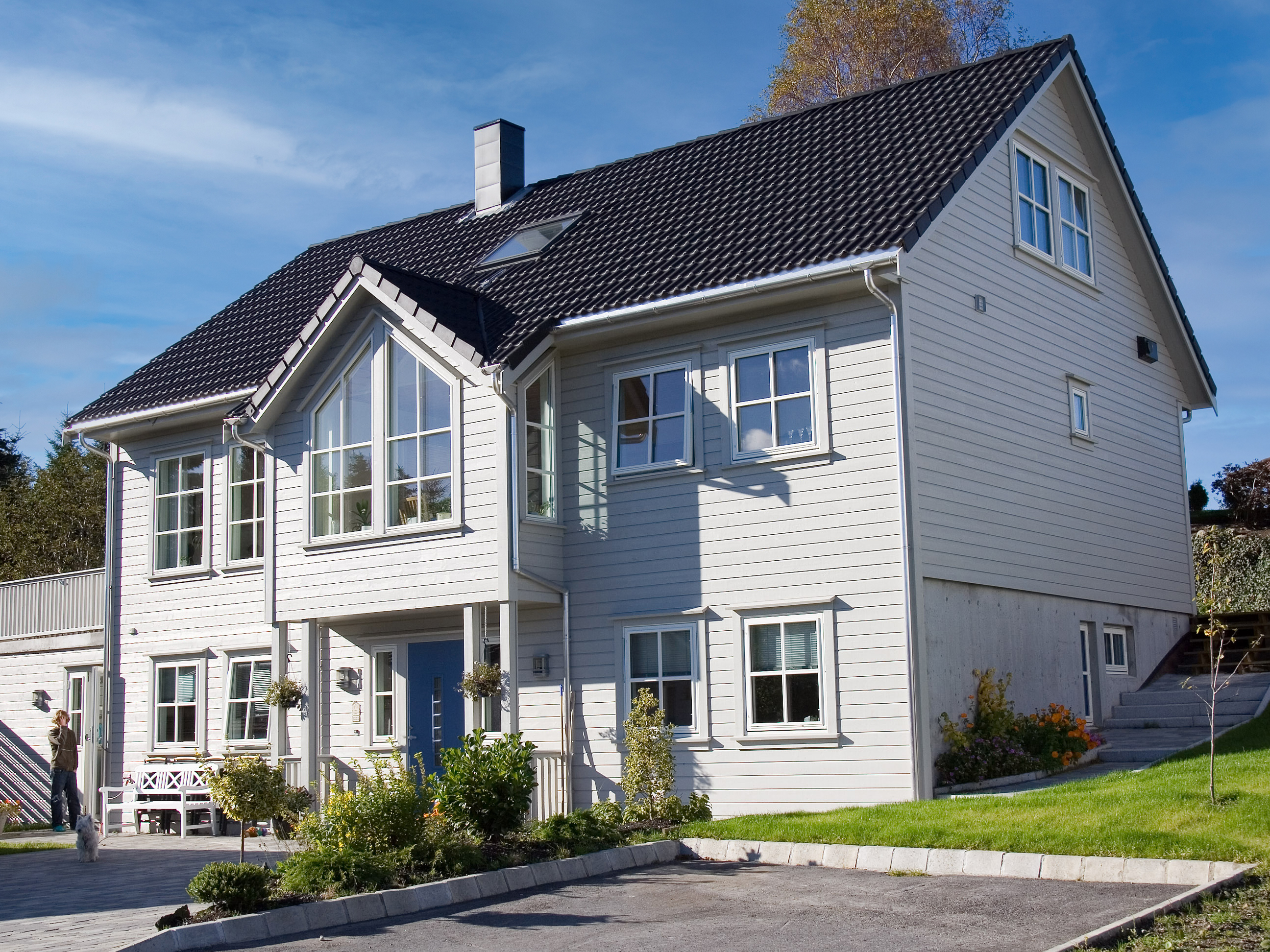 Bergene Holm utvendig kledning skygge grå falset 16x123 mm grunnet ...
